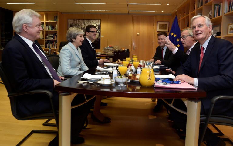Brexit, Table des négociations - DIPLONOOSPHERE : l'Observateur des ...